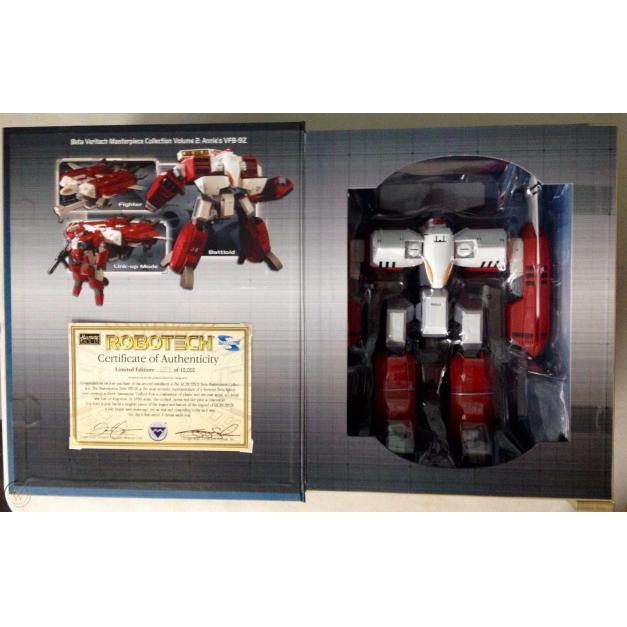 Robotech Masterpiece Collection Beta Fighter Vol.2 (Red) - Snake.cl
